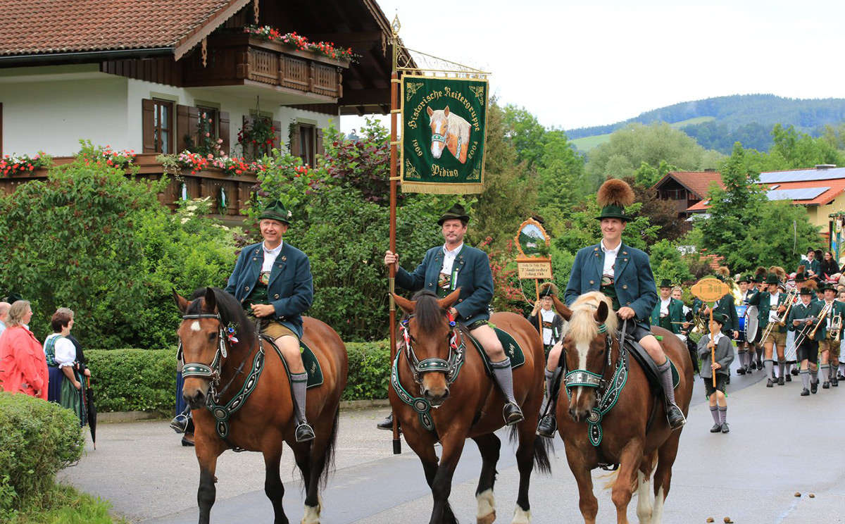 Die Historische Reitergruppe Piding | Rupertiwinkel